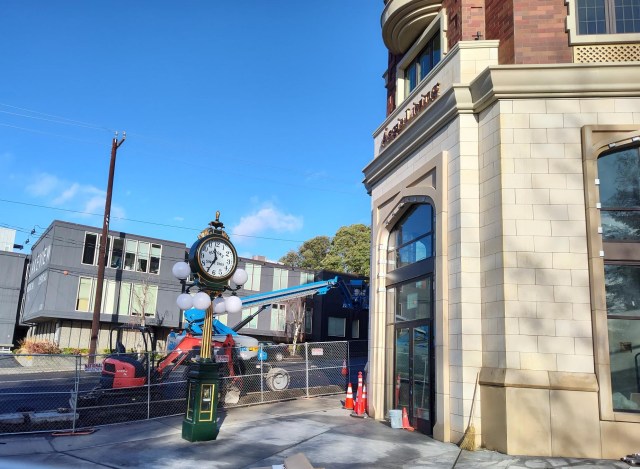 Street Clocks in Seattle | Wedgwood in Seattle History